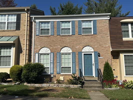 6635 Green Ash Drive Springfield VA 22152 | 3-Bedroom Townhouse For ...